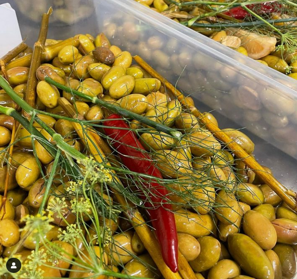 Traditional Calabrian Style Green Olives - with Wild Fennel – Si Mangia